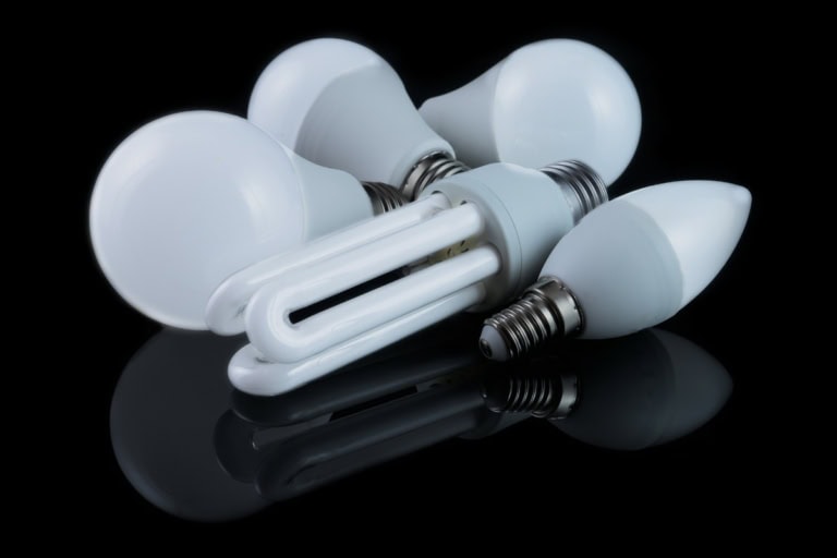 How to Buy Light Bulbs - Setick