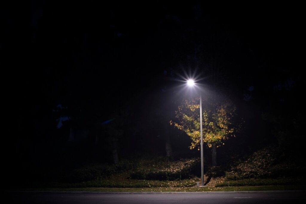 What Is a Reflector and How Does It Work - Setick